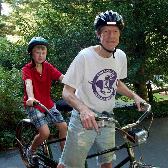 A Bequest for the Ride of His Life | Johns Hopkins Medicine