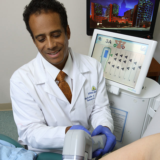 Gift Will Enhance Thoracic Oncology Research | Johns Hopkins Medicine