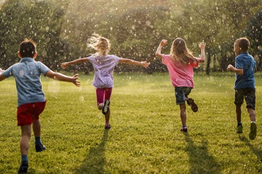 Keep Kids Safe This Summer with 12 Tips from Johns Hopkins Experts ...